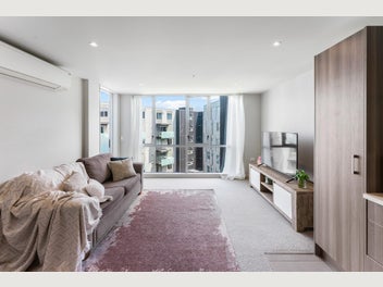 Ella Bason | Real Estate Agent | Trade Me Property