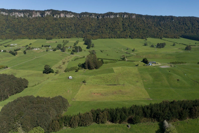 Apirana Road, Horohoro, Rotorua, Bay Of Plenty