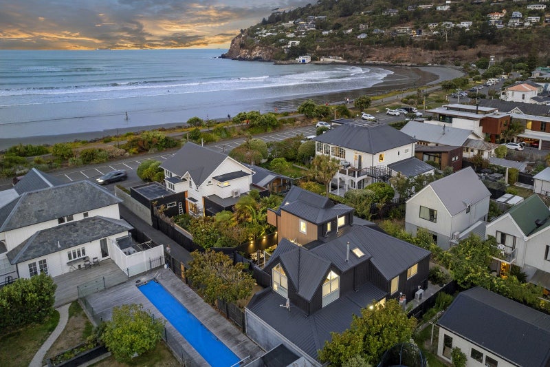 102A Esplanade, Sumner, Christchurch City, Canterbury