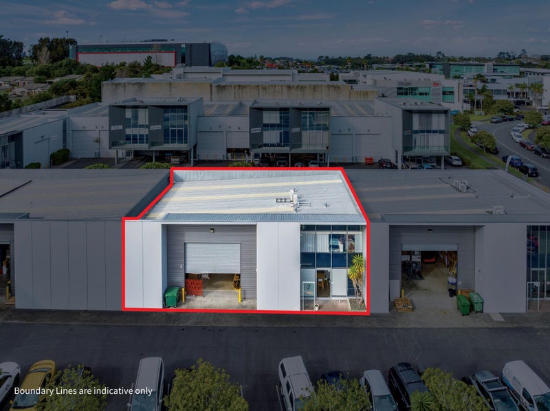 Unit 7/11 Orbit Drive, Rosedale, North Shore City, Auckland