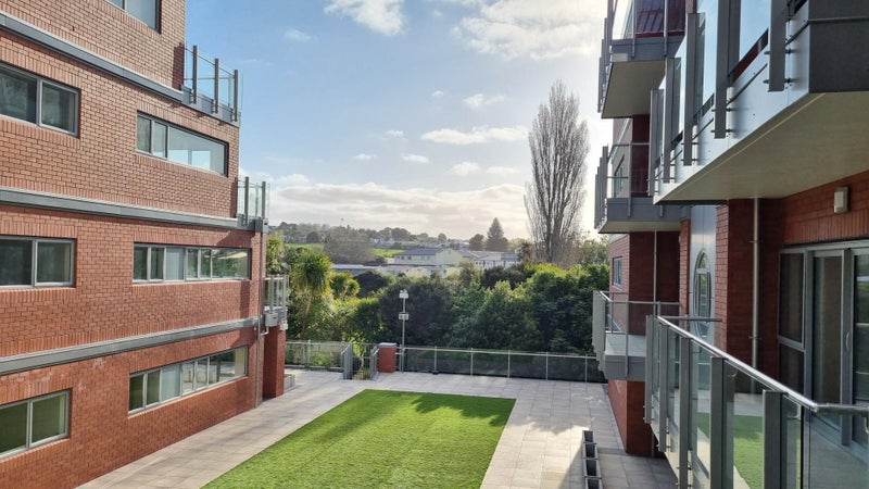 4 Wagener Place, St Lukes, Auckland City, Auckland For Rent