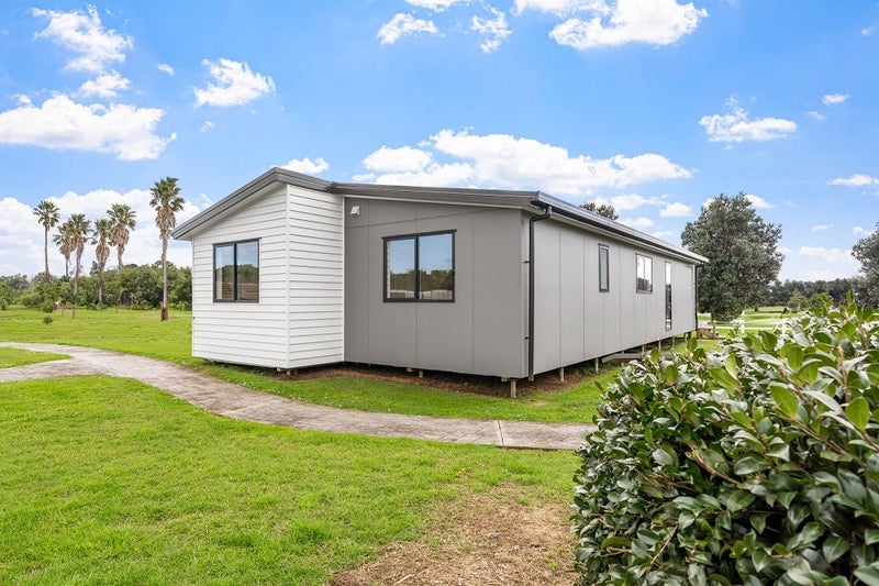 Henderson, Waitakere City, Auckland