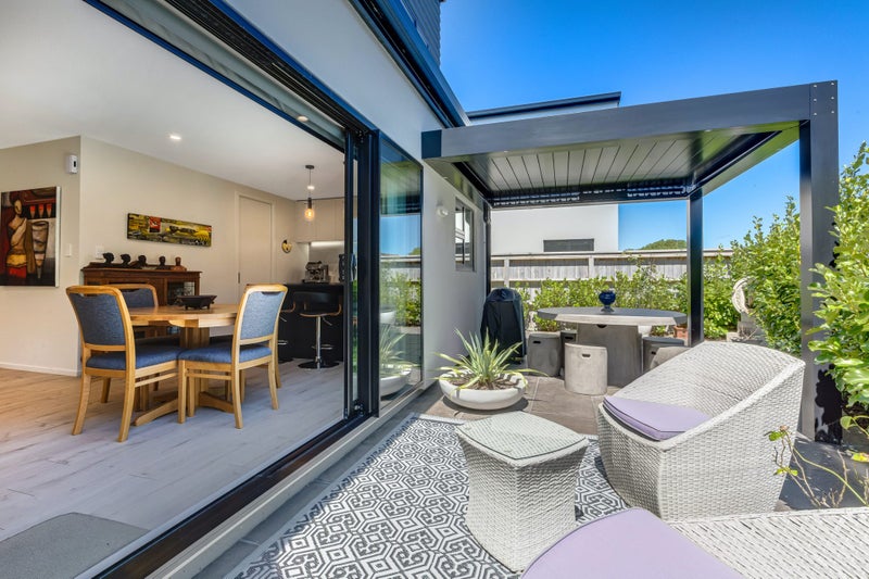 41B Queen Charlotte Drive, Aotea, Porirua, Wellington