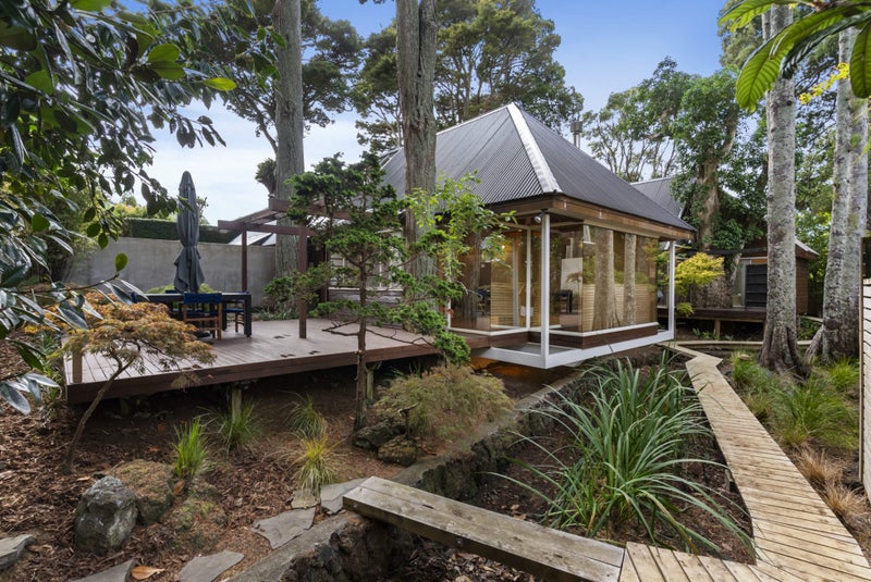 17 Cobblestone Lane, Hillcrest, North Shore City, Auckland