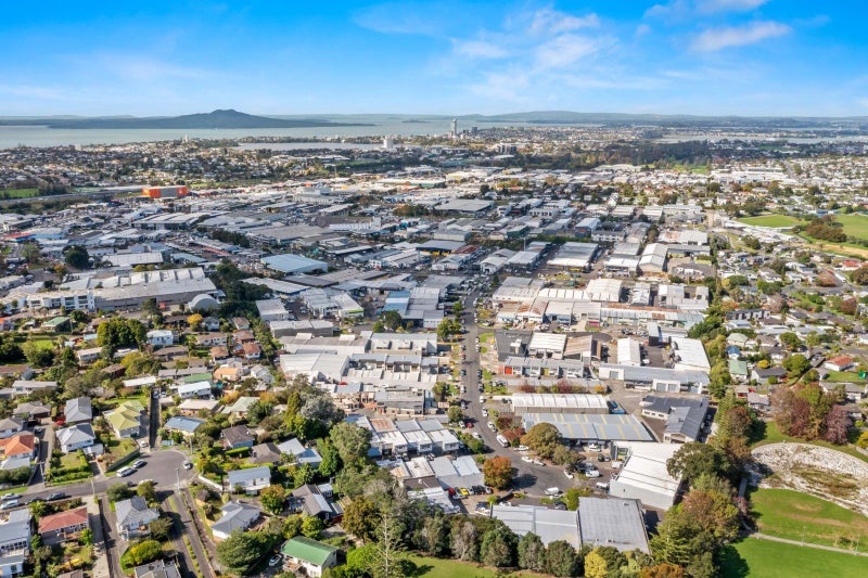 3/27 Ashfield Road, Wairau Valley, North Shore City, Auckland