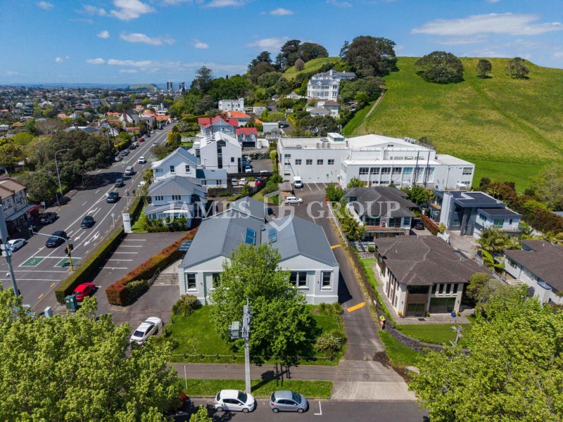 2 Dilworth Avenue, Remuera, Auckland City, Auckland For Lease