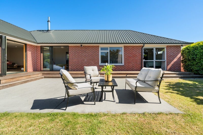 11 Glenmore Avenue, Casebrook, Christchurch City, Canterbury