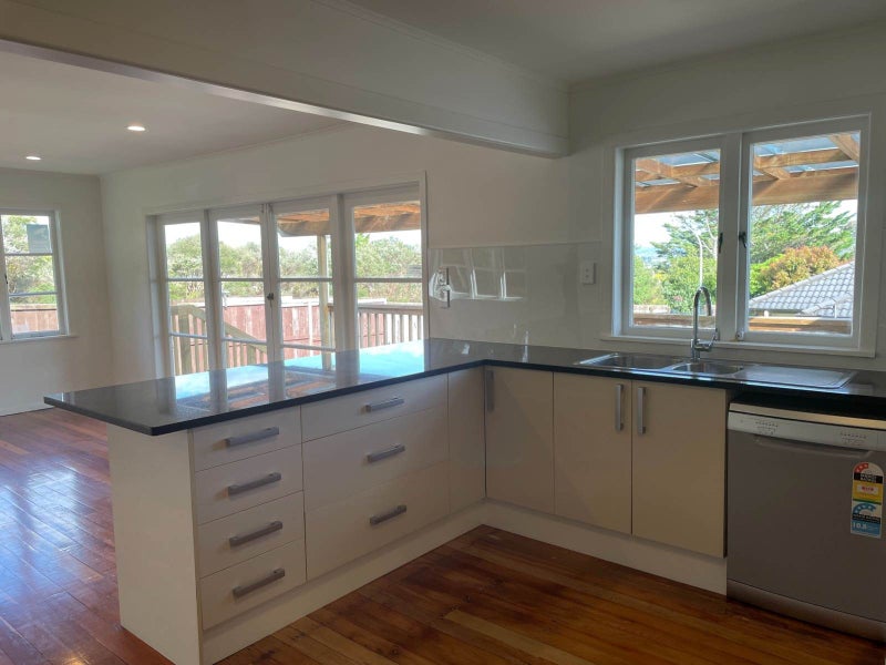 1 Shifnal Drive, Randwick Park, Manukau City, Auckland