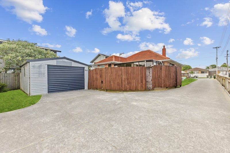 1/110 Tui Road, Papatoetoe, Manukau City, Auckland For Sale