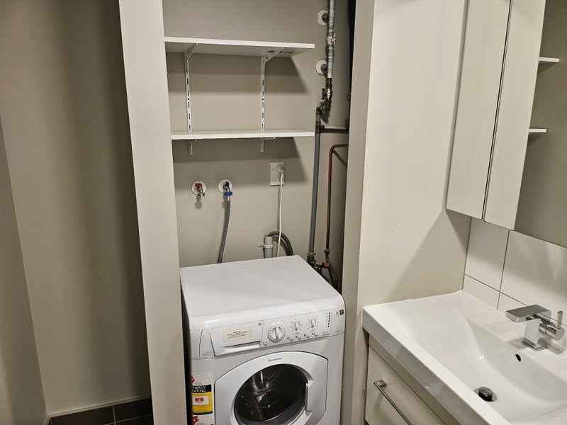 S206/28 Torrens Terrace, Mount Cook, Wellington, Wellington