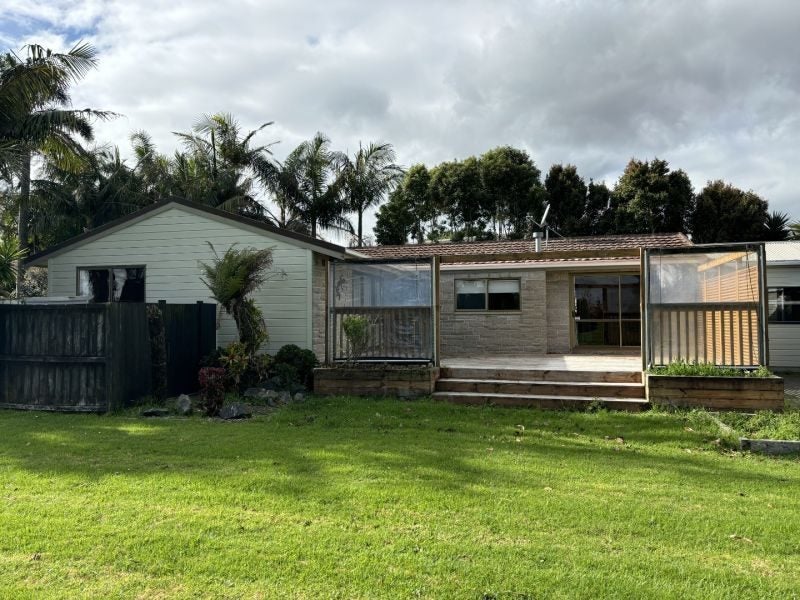 87 Carnoustie Dr, Wattle Downs, Manukau City, Auckland