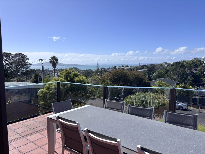 21A Peter Terrace, Castor Bay, North Shore City, Auckland