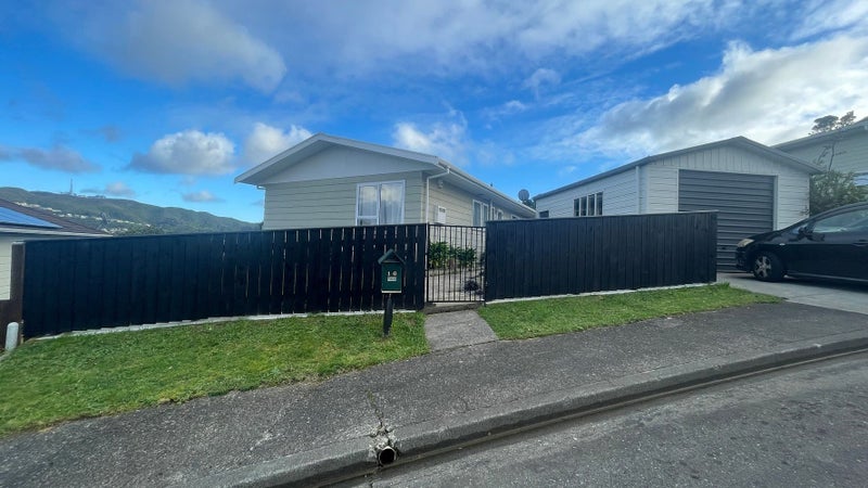 16 Evesham Place, Newlands, Wellington, Wellington