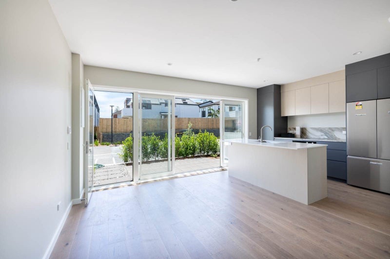 11/245 Kepa Road, Mission Bay, Auckland City, Auckland