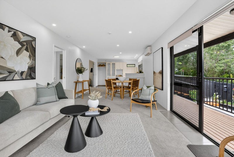 293A Beach Road, Campbells Bay, North Shore City, Auckland