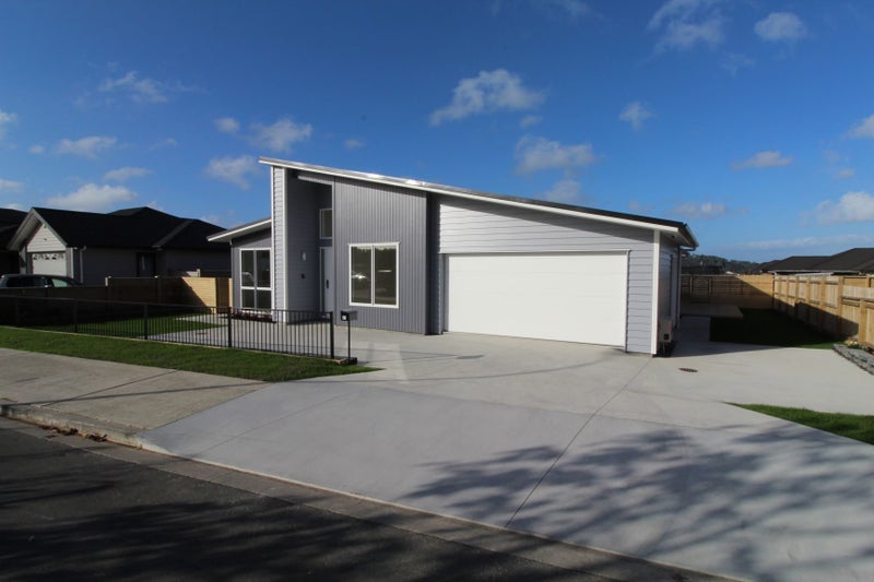 17 Grove Way, Riverhead, Rodney, Auckland