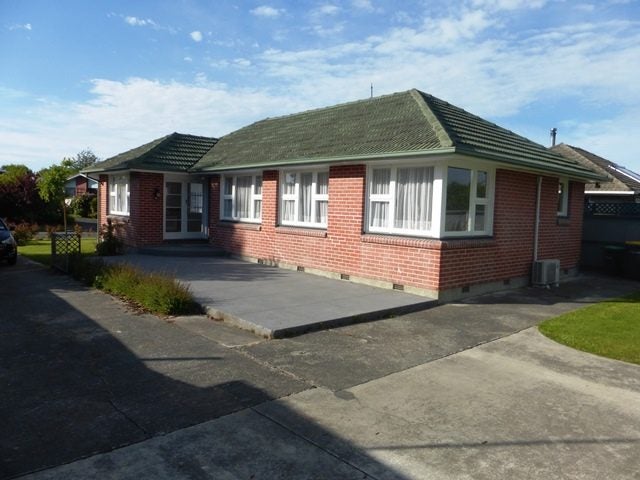 19 Canberra Place, Redwood, Christchurch City, Canterbury