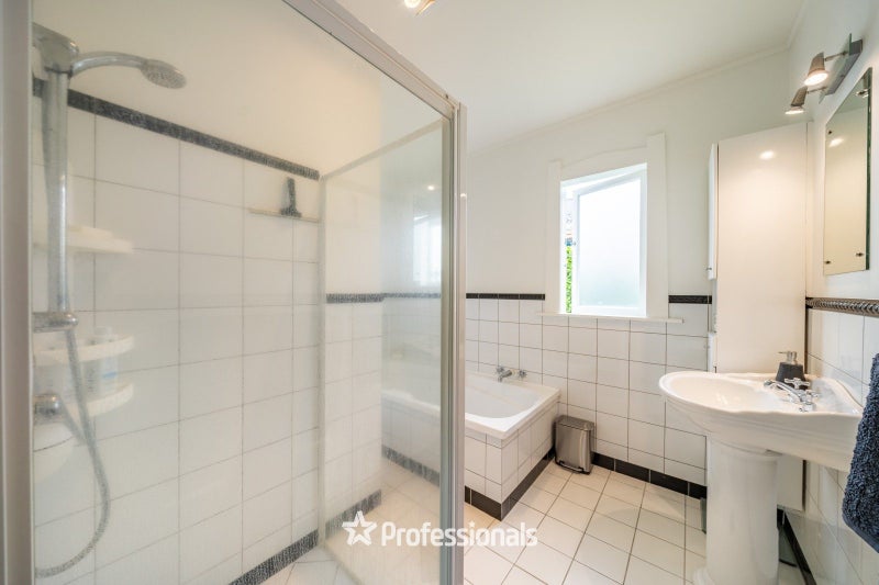 2 Ropata Crescent, Boulcott, Lower Hutt, Wellington