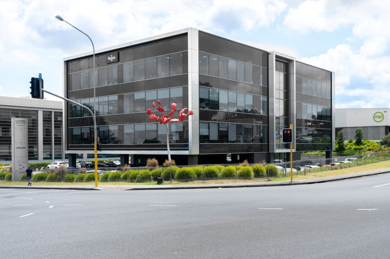 Level 3/Candida Building 4/61 Constellation Drive, Mairangi Bay, North ...