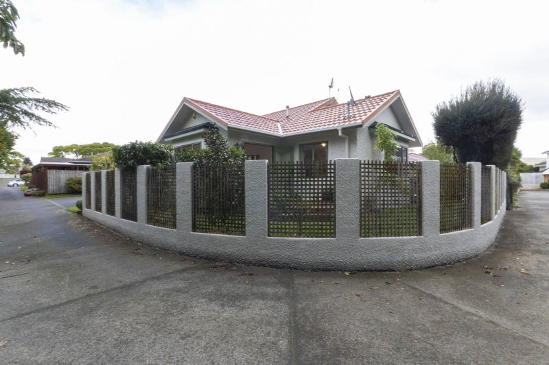 2 The Glen, Hokowhitu, Palmerston North, Manawatu / Whanganui For Sale