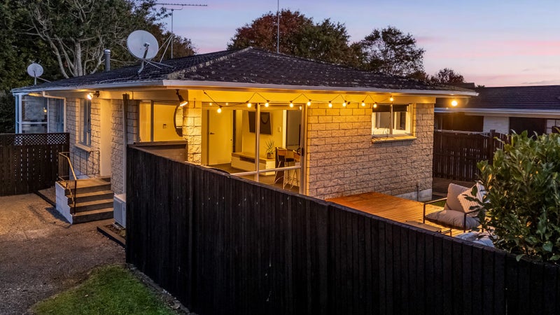 1/34 Imogene Way, Half Moon Bay, Manukau City, Auckland For Sale