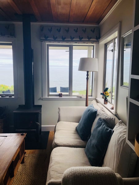 38 The Parade, Paekakariki, Kapiti Coast, Wellington For Rent