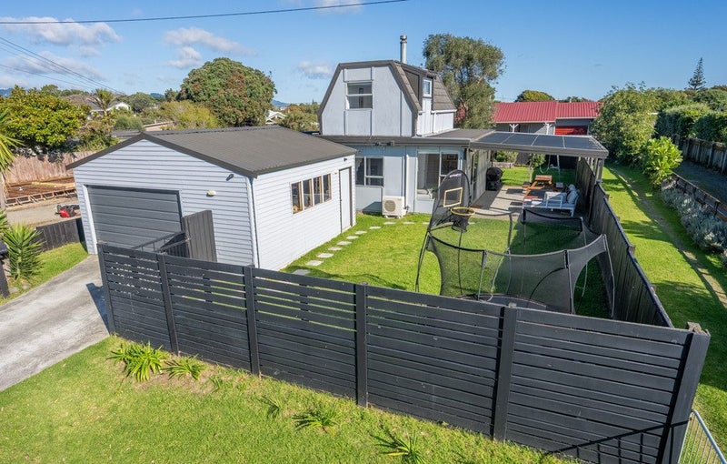 30 Rangihiroa Street, Waikanae Beach, Kapiti Coast, Wellington For Sale