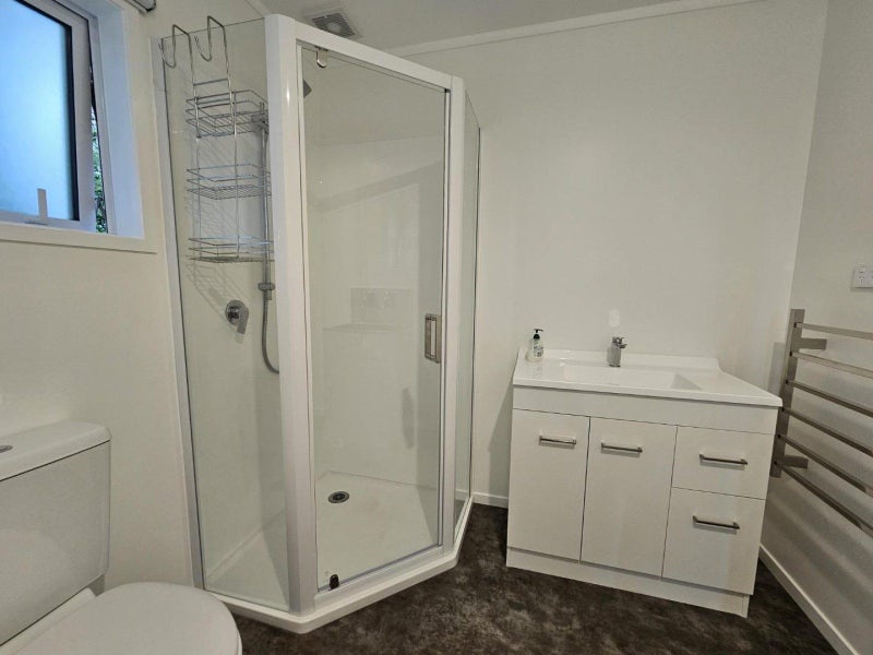 85a Pacific Parade, Army Bay, Rodney, Auckland For Rent