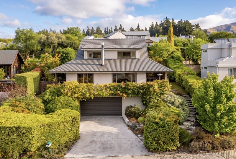 9 Scaife Place, Wanaka, Otago For Sale
