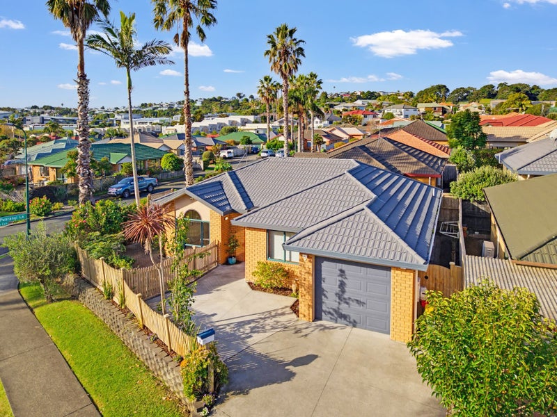 6 Red Hibiscus Road, Stanmore Bay, Rodney, Auckland For Sale