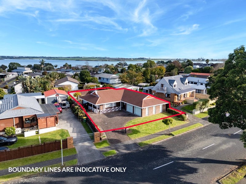 12 Hadley Wood Drive, Wattle Downs, Manukau City, Auckland