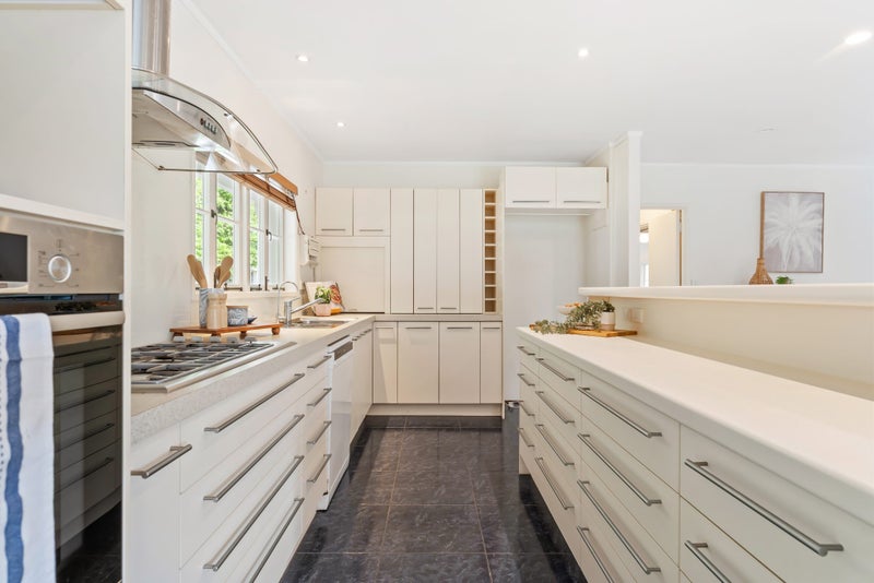 38 The Circle, Manly, Rodney, Auckland For Sale