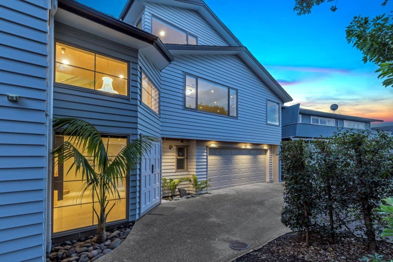 117A Forrest Hill Road, Forrest Hill, North Shore City, Auckland For Sale
