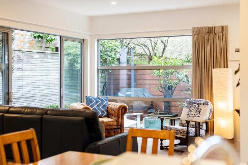2 Tiketike Way, Brooklyn, Wellington, Wellington For Sale
