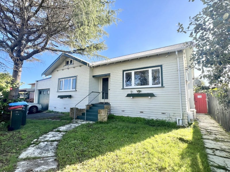 1065 Great North Rd, Point Chevalier, Auckland City, Auckland For Rent