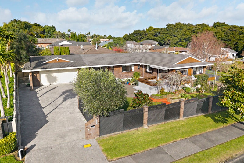 71 Charles Prevost Drive, The Gardens, Manukau City, Auckland For Sale