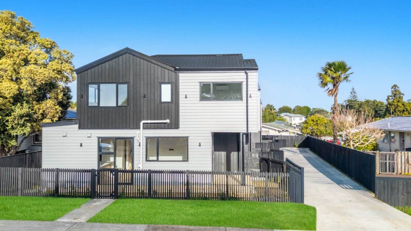 2/3 Ewbank Place, Manurewa, Manukau City, Auckland For Sale