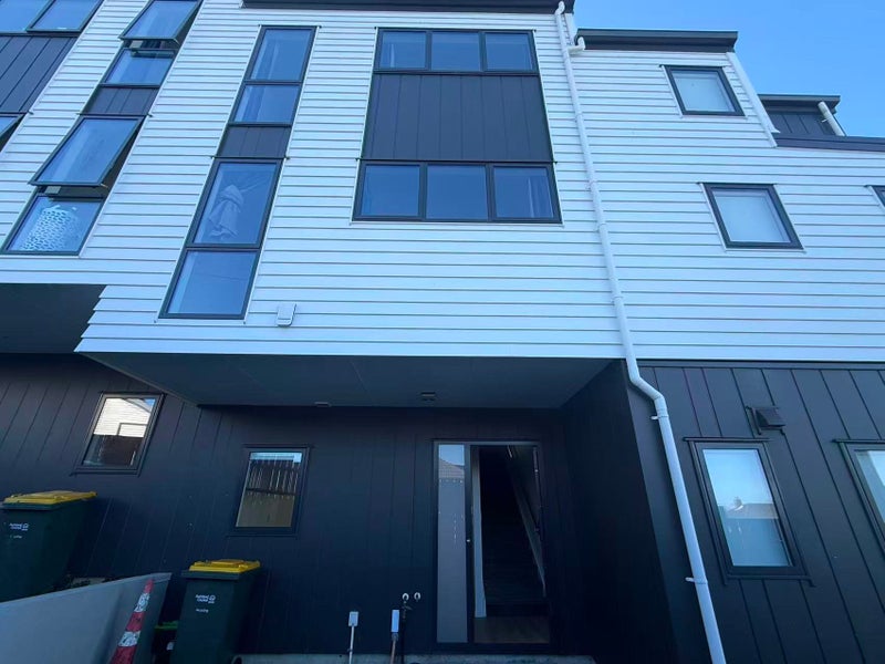2/14 Plumpton Ave, Wesley, Auckland City, Auckland For Rent
