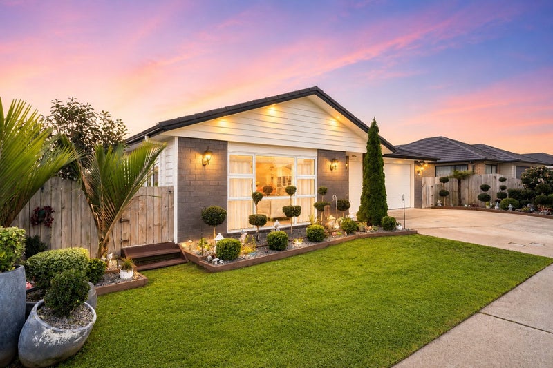 16 Twin Parks Rise, Papakura, Auckland For Sale