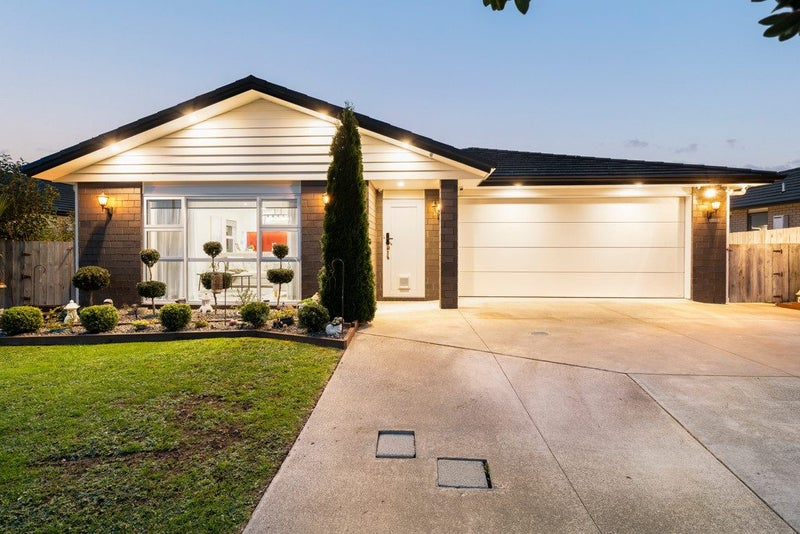 16 Twin Parks Rise, Papakura, Auckland For Sale