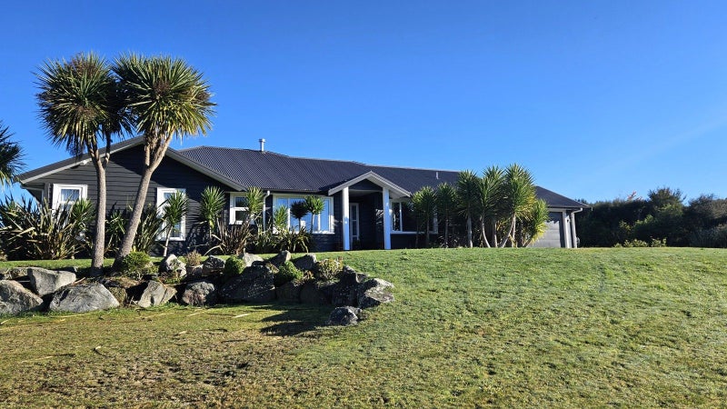 6 Oakdale Drive, Kinloch, Taupo, Waikato For Sale