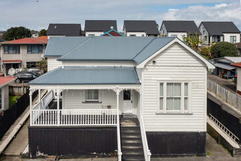 Blockhouse Bay, Auckland City, Auckland For Sale