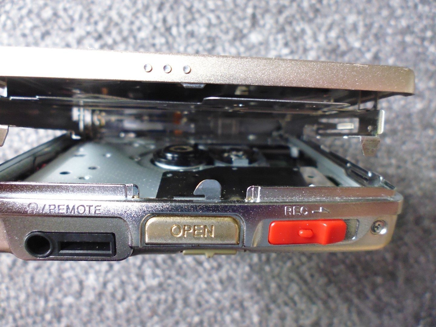 Sony MZ-R55 MiniDisc Recorder/Player : BidBud