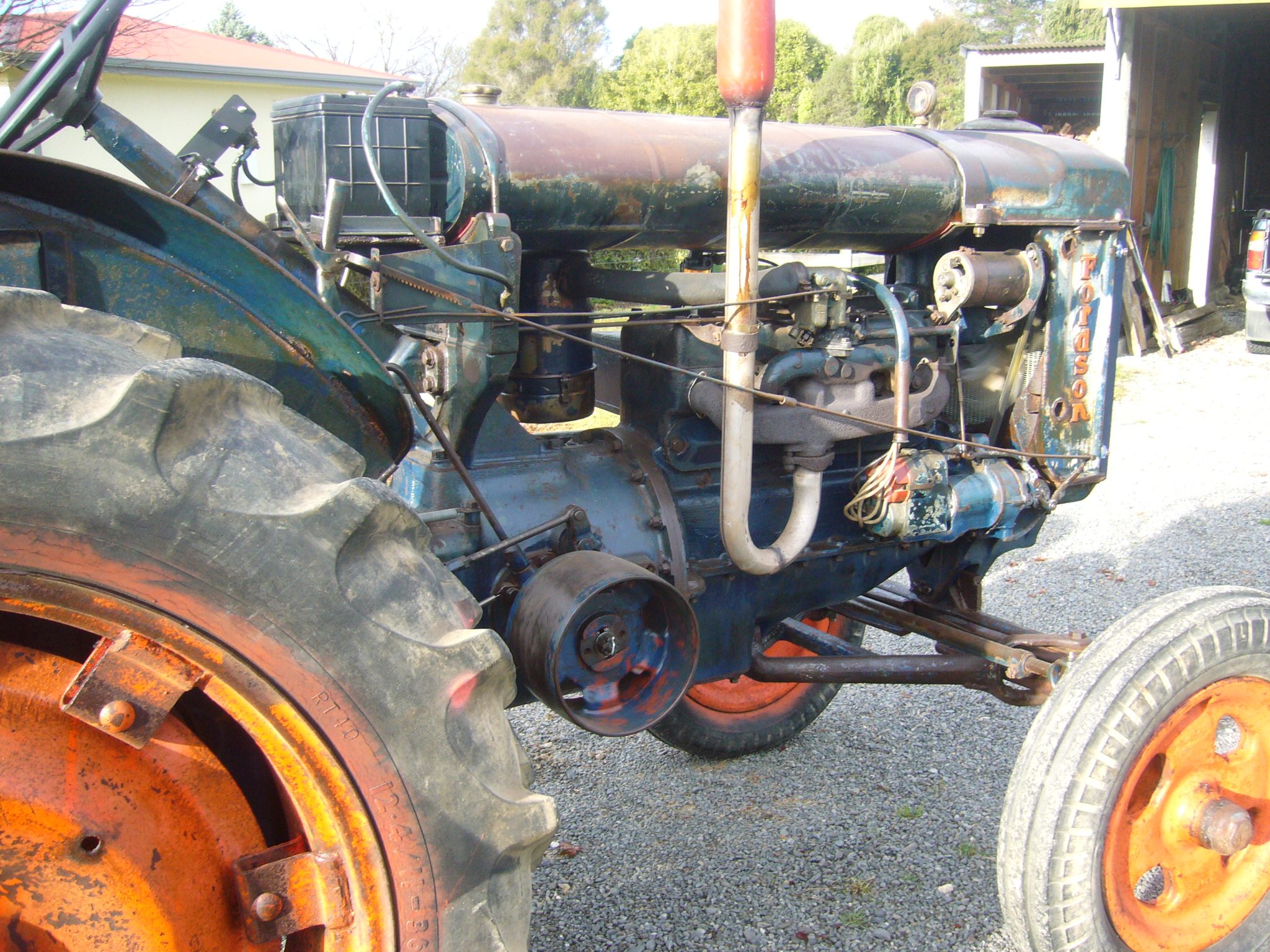 Fordson E27N : BidBud