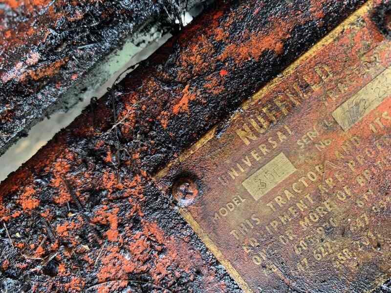 Nuffield tractor & loader 3DL : BidBud