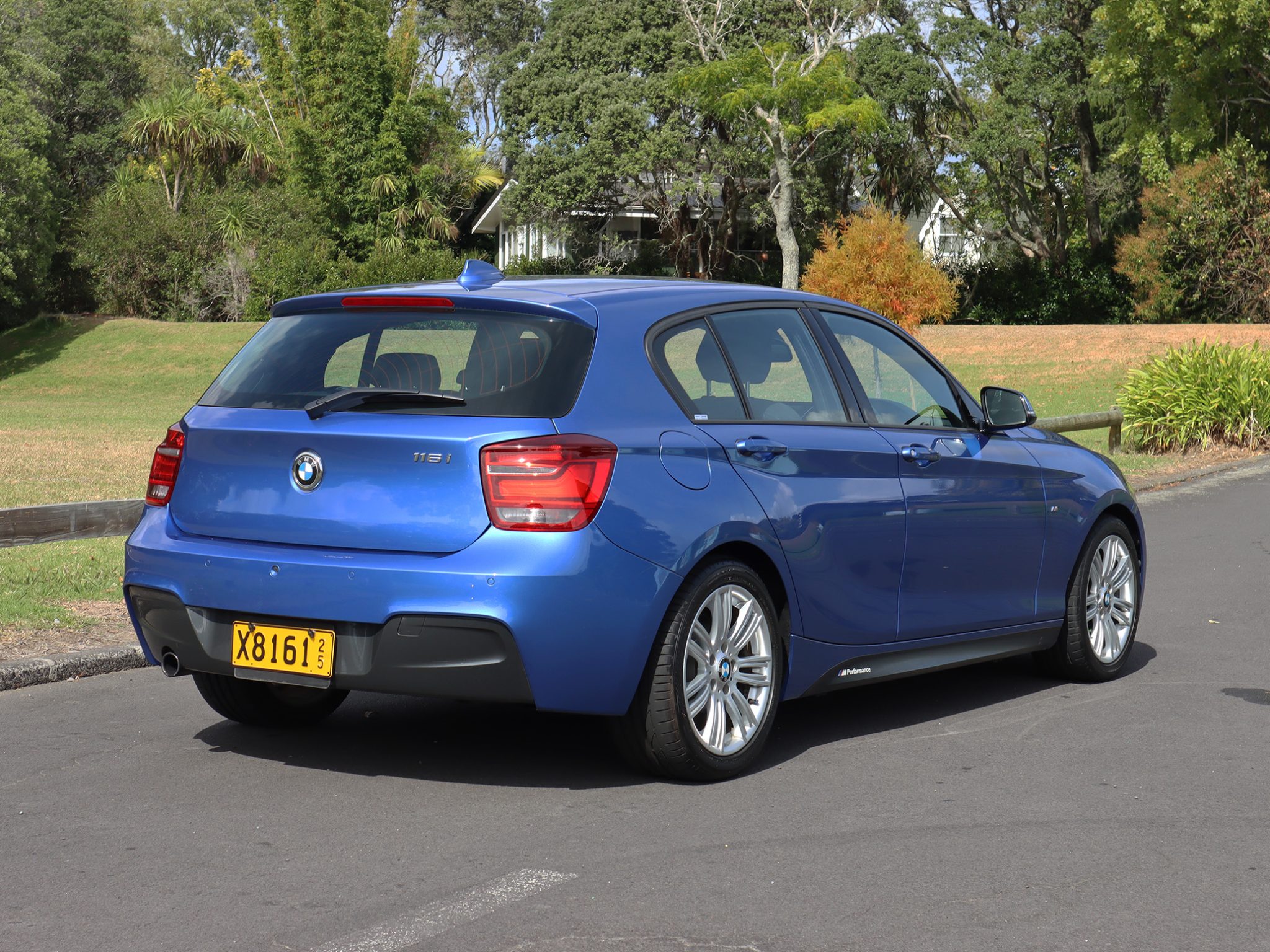 BMW 116i 9911 - GreenWise Cars