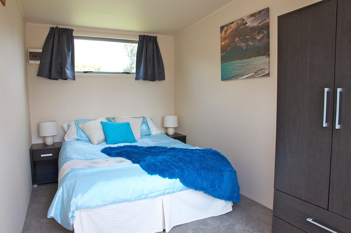 CABIN RENTAL - CABIN TO RENT Standard or Small : BidBud
