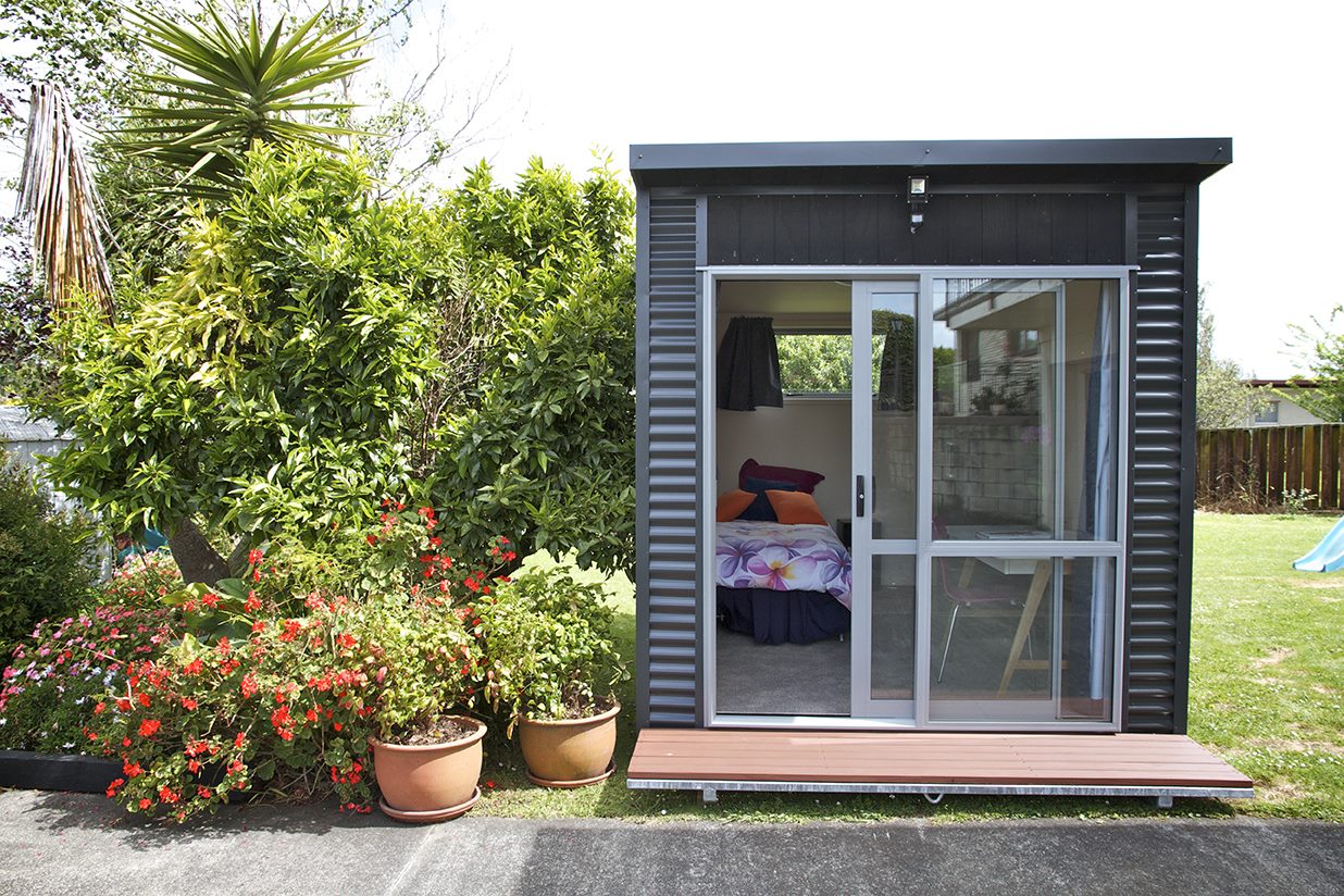 CABIN RENTAL - CABIN TO RENT Standard or Small : BidBud