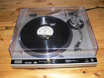 Used Technics SL-1600 MK2 Turntables for Sale | HifiShark.com