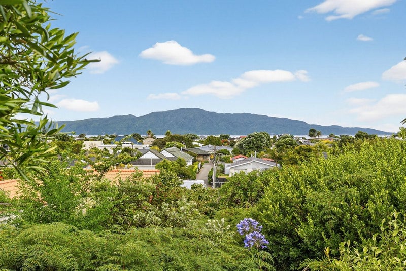 Property Valuation for 91 Golf Road, Paraparaumu Beach, Kapiti Coast ...